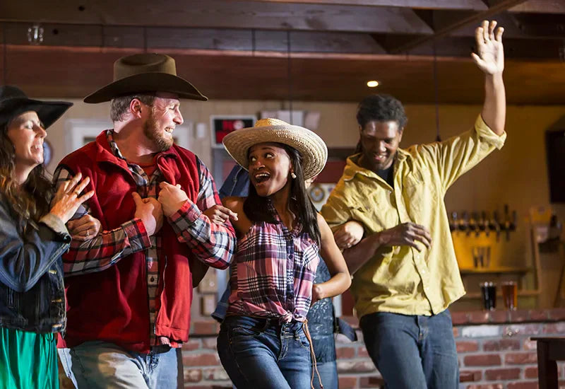 Comfy Outfit Ideas For a Night of Country Line Dancing – Rodeo Quincy